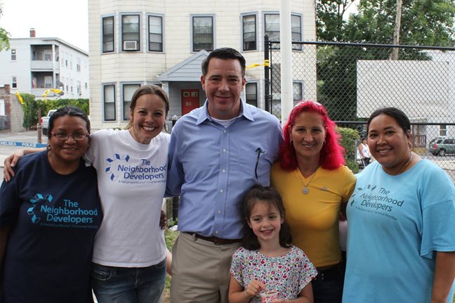 Community experts brainstorm financial inclusion | NeighborWorks America