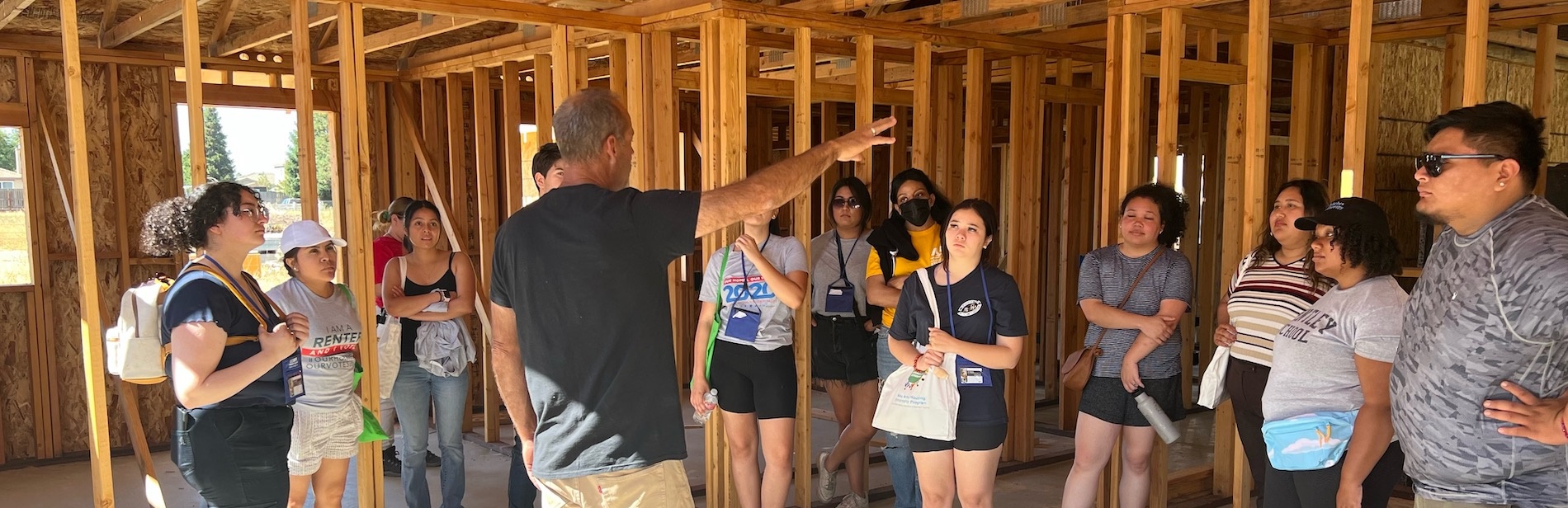 Internship program helps develop leaders | NeighborWorks America